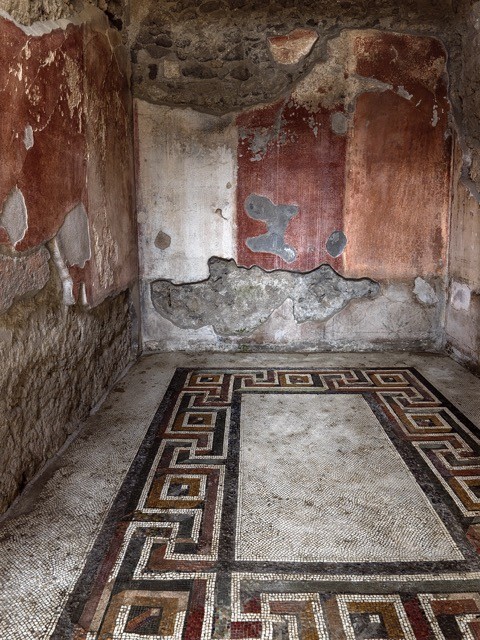 Interno Pompeiano QR - 5 Continents Editions